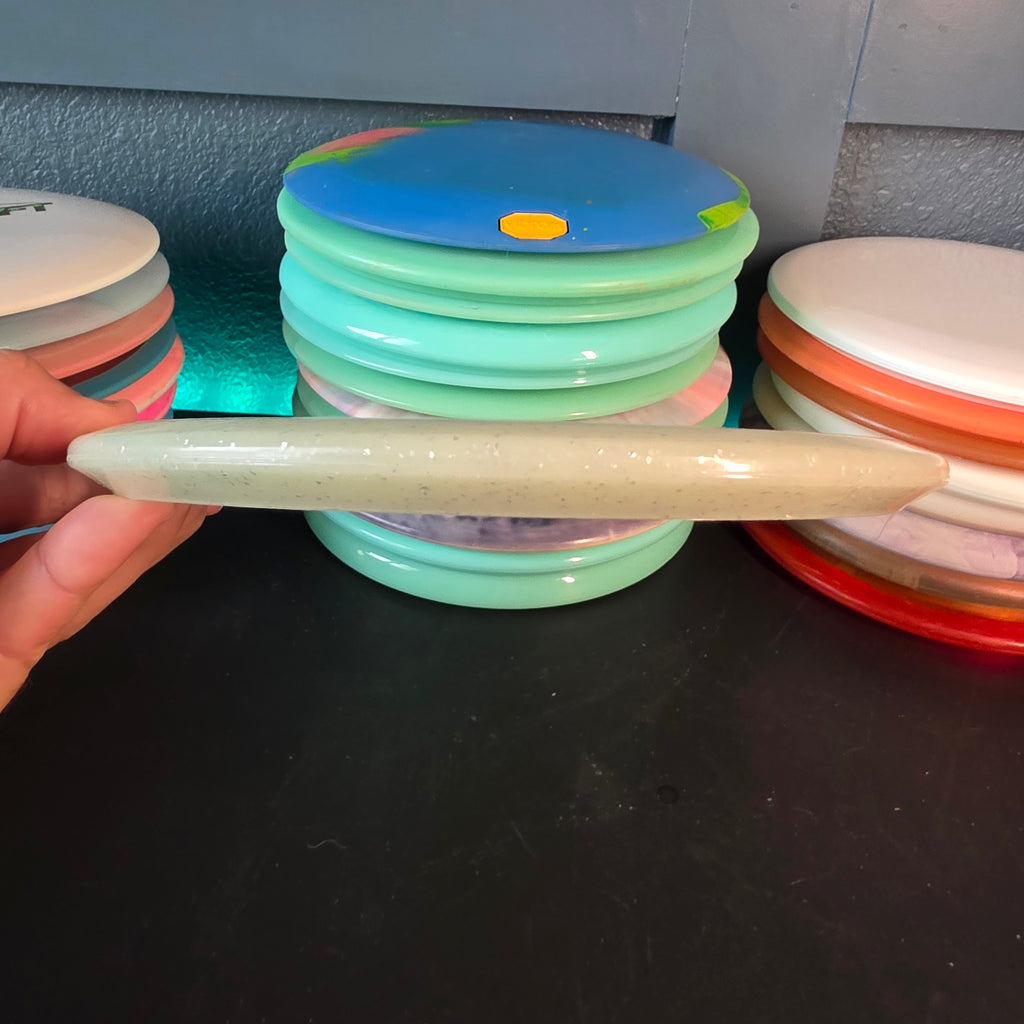 Discmania Iron Samurai 2 Glow metal flake c-line MD3 Eagle McMahon 180 ...